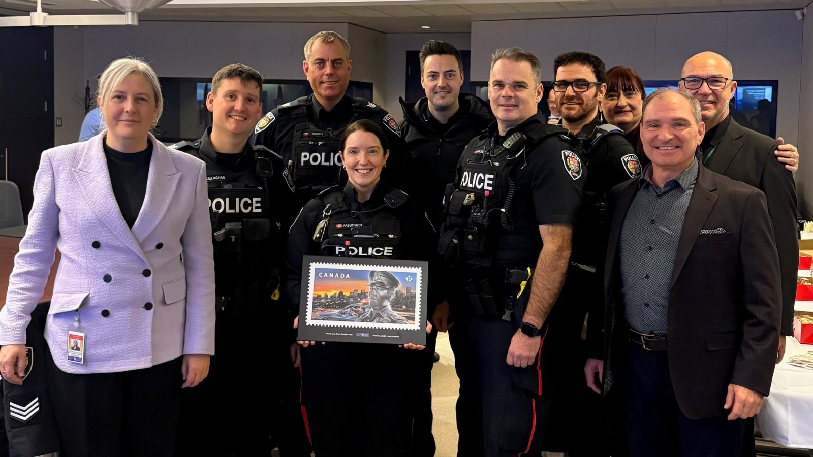 Canada Post Recognizes Ottawa Police with National Partnership Award ...