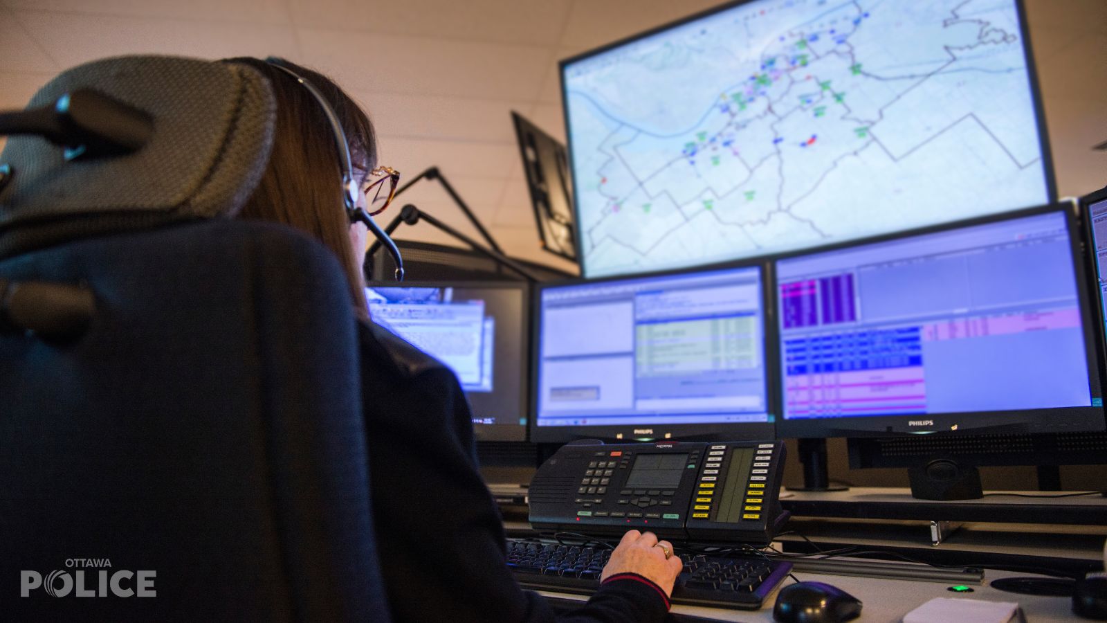 Above and beyond: two Ottawa officers respond to a senior in need ...