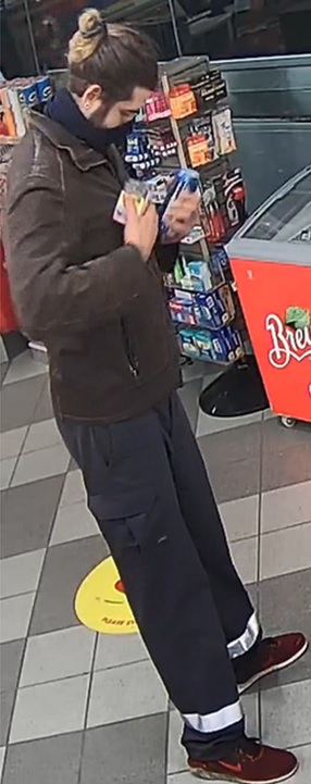 Suspect to identify in Orleans Break and Enter - Ottawa Police Service Suspect to identify in Orleans Break and Enter - Ottawa Police Service