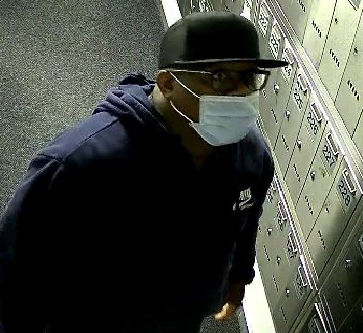 Suspects to identify in Centretown mail theft incidents - Ottawa Police ...